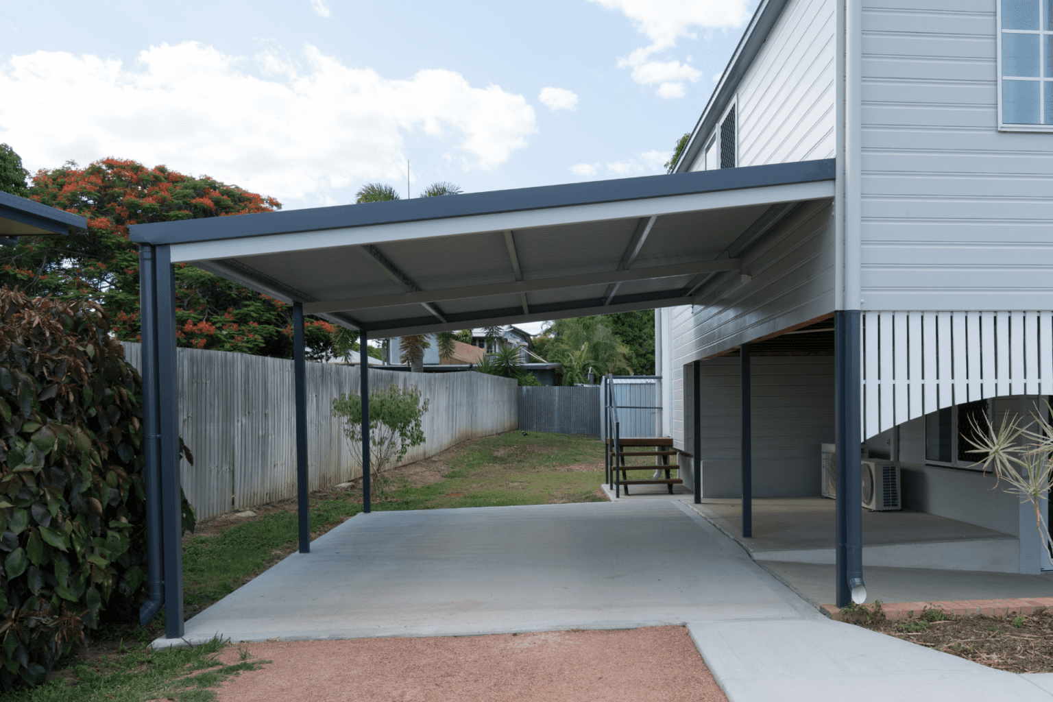 Aluminum Railings Largo, FL | Custom Design & Install